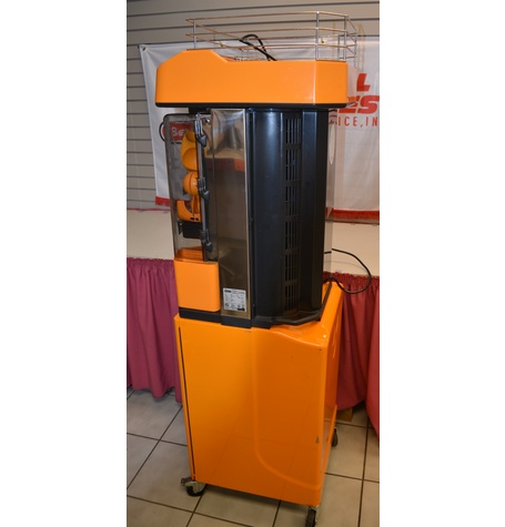 Zumex Versatile Pro Podium Commercial Juicer